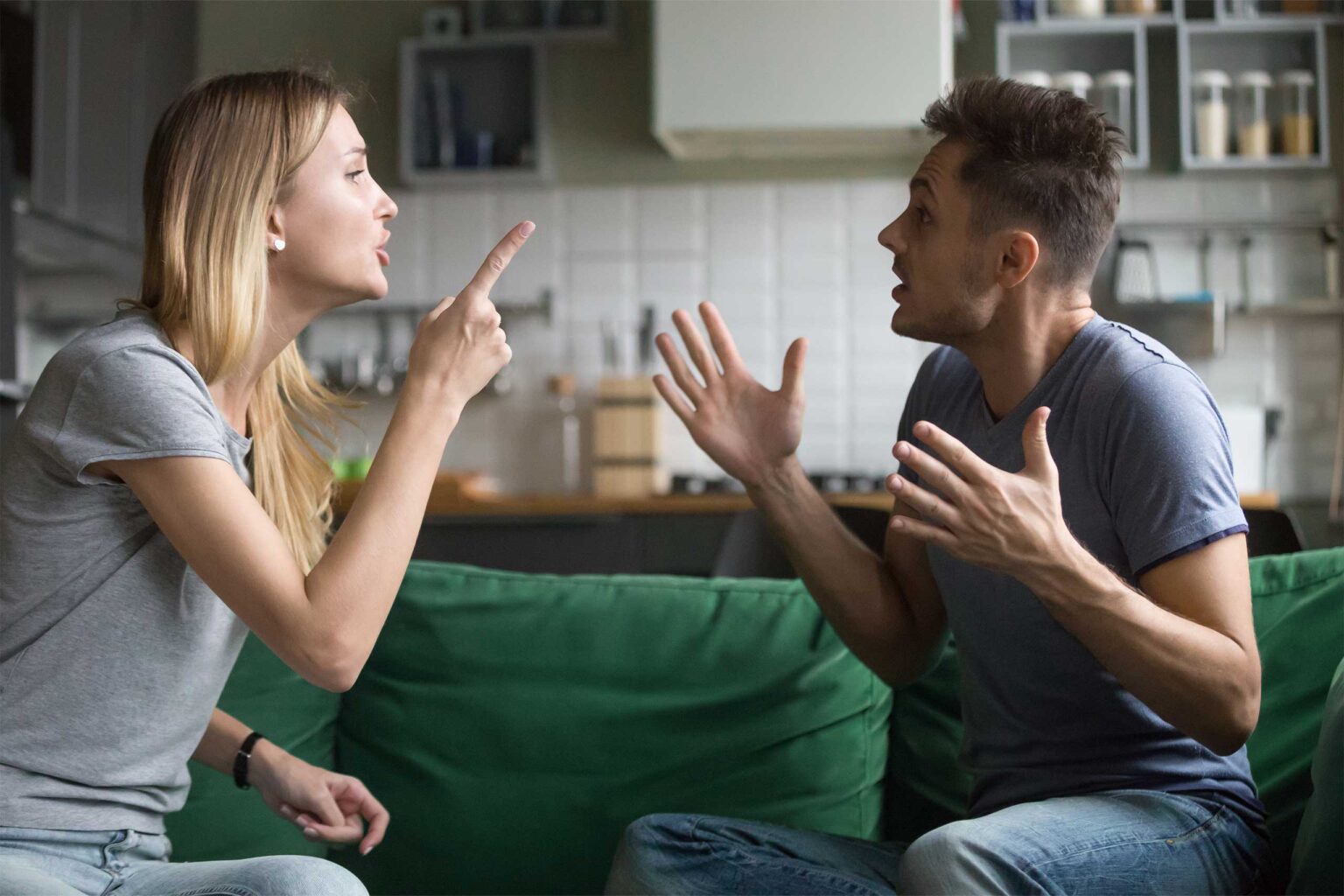 How To Stop Yelling In A Relationship? (Best Ways) - Marriage Rebooted